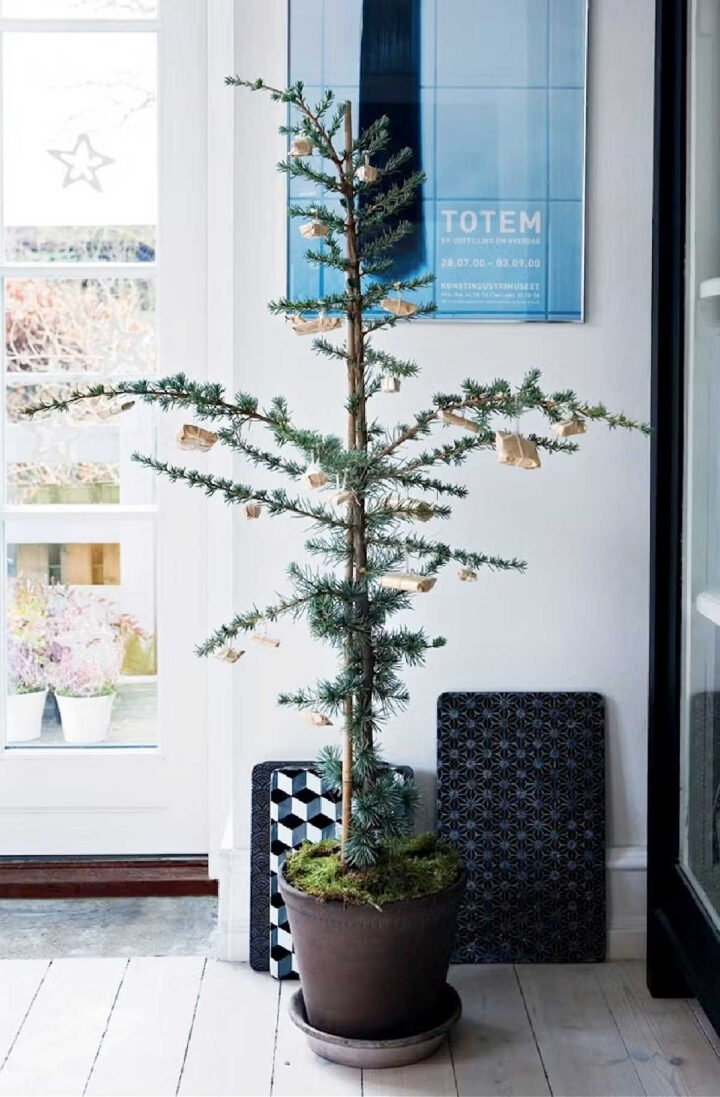 Simple Pencil Christmas Trees